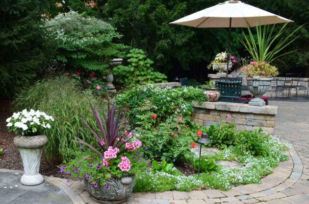 5 Steps to a Beautiful Container Garden | Lombard Landscaping