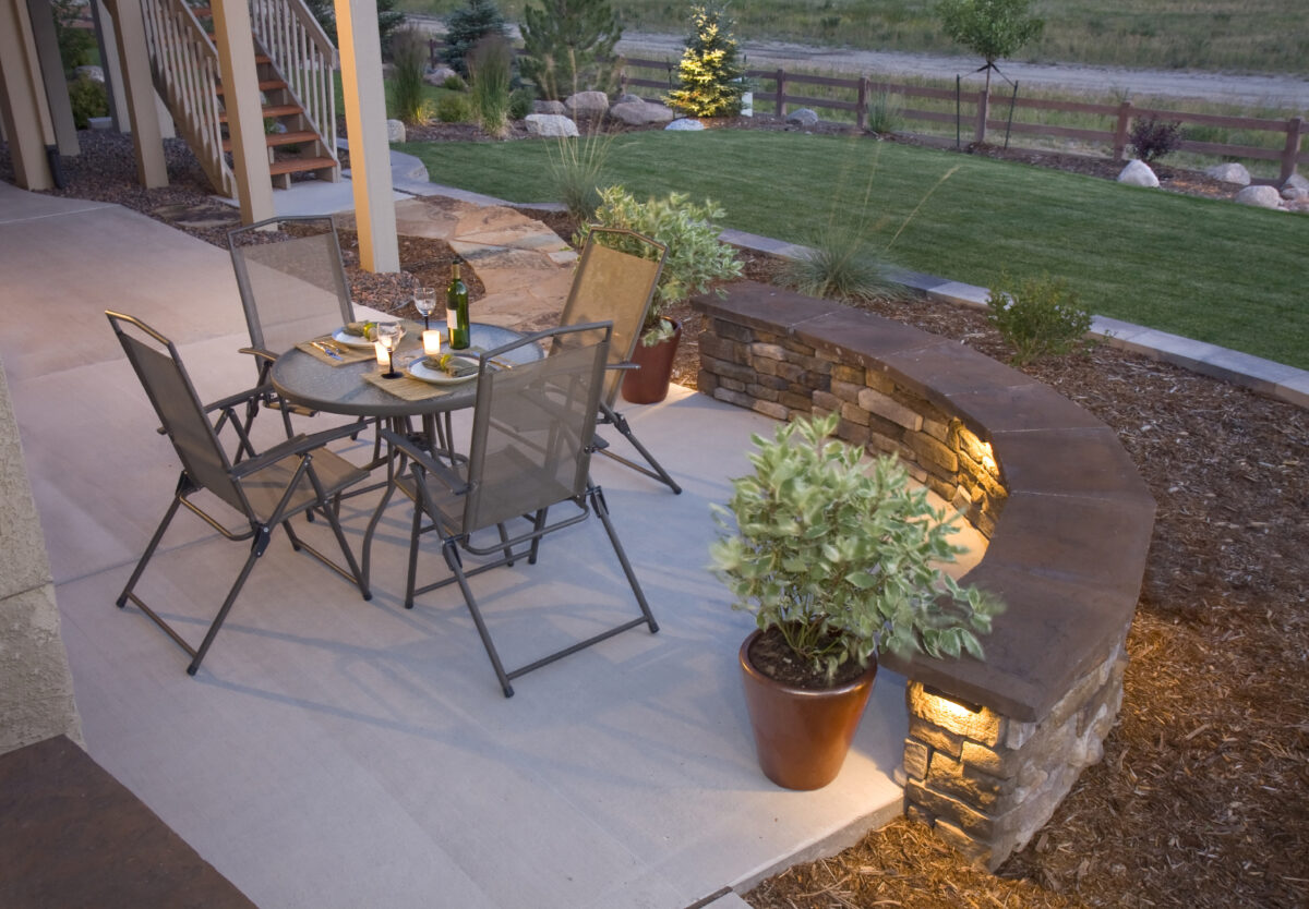 Helpful Landscape Lighting Tips | Lombard Landscape Company