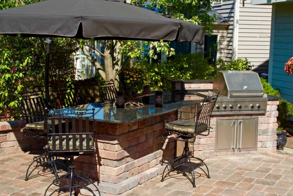Landscaping | Design Guidelines For Outdoor Barbecue Islands & Kitchens
